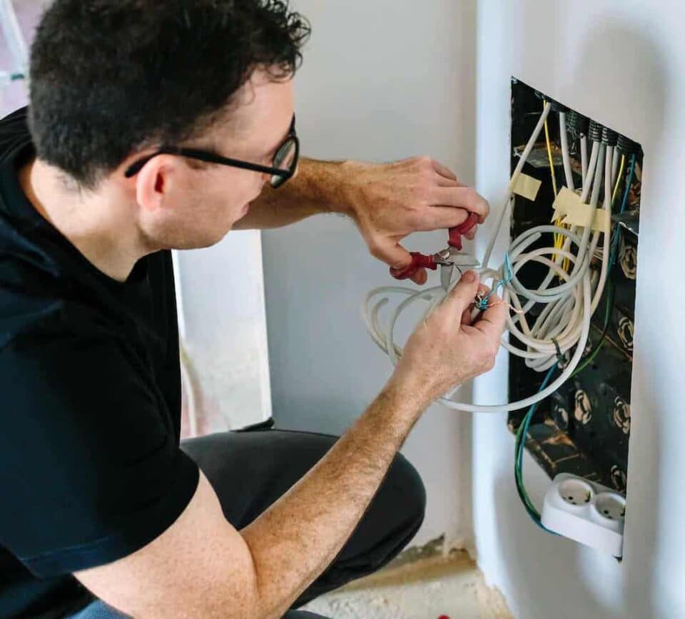 Commercial Cabling Contractor In Florida | Suncoast Power